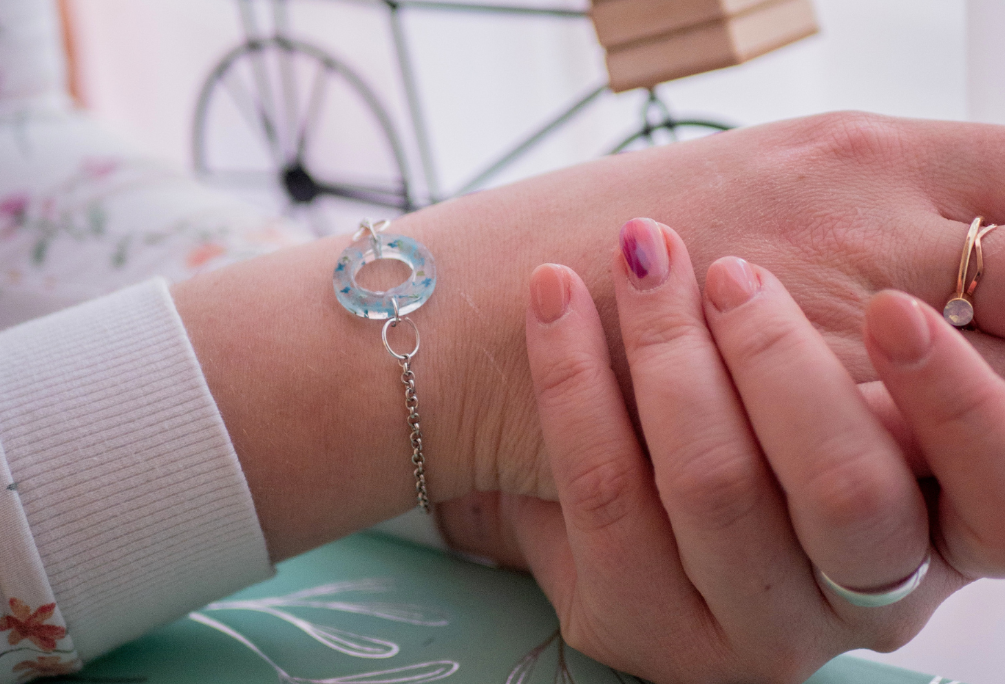 How to professionally photograph resin products - Resin Studio